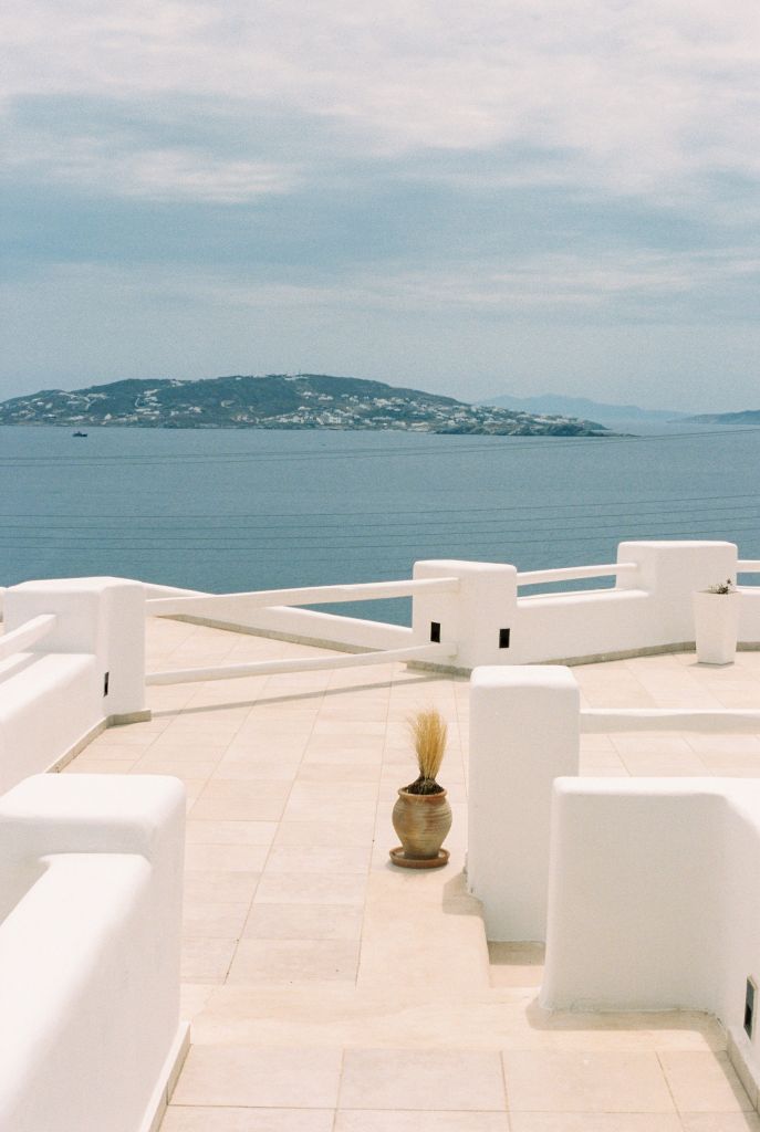 Mykonos Magic: Your Ultimate Travel Guide to Island Paradise - VENCHI ...